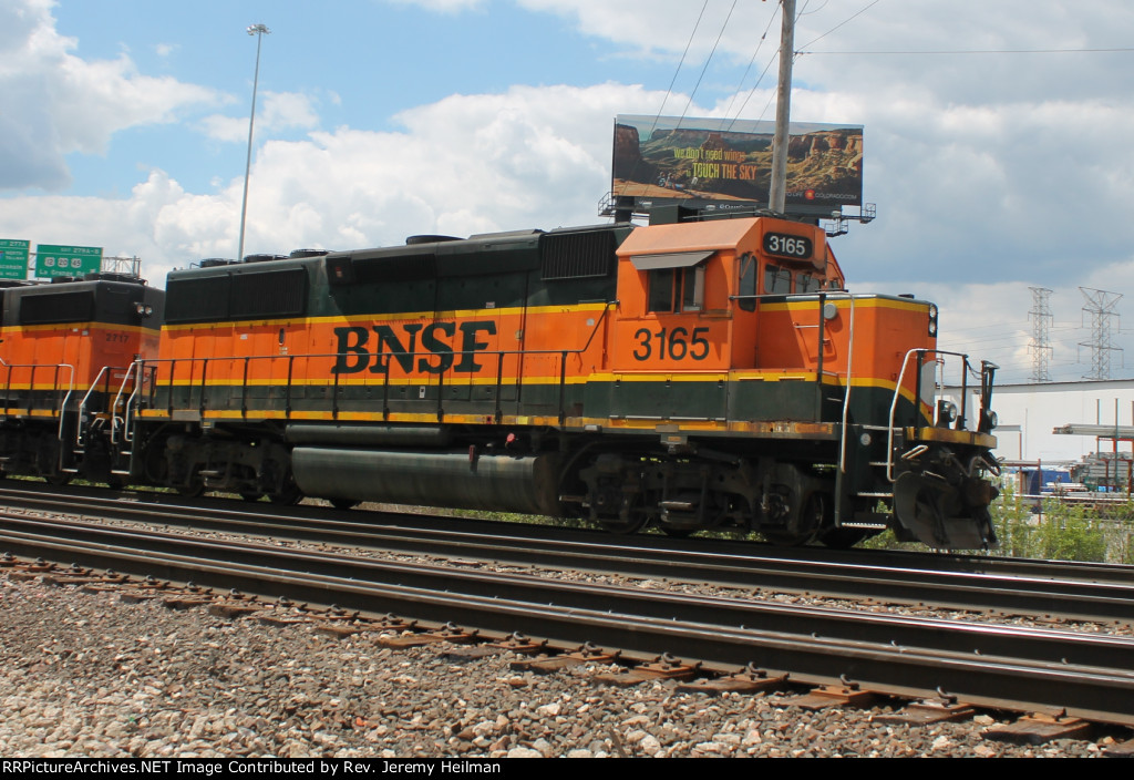 BNSF 3165 (1)